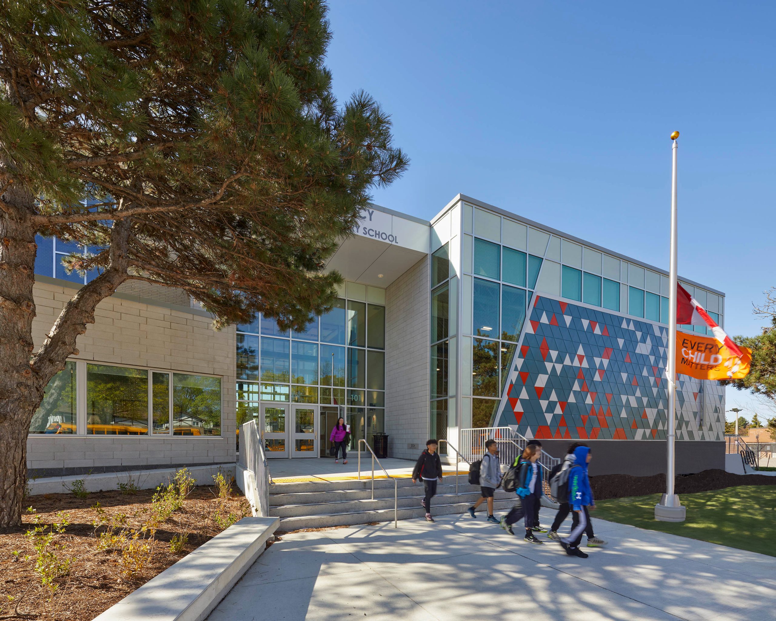 Divine Mercy Catholic Elementary School - Snyder Architects