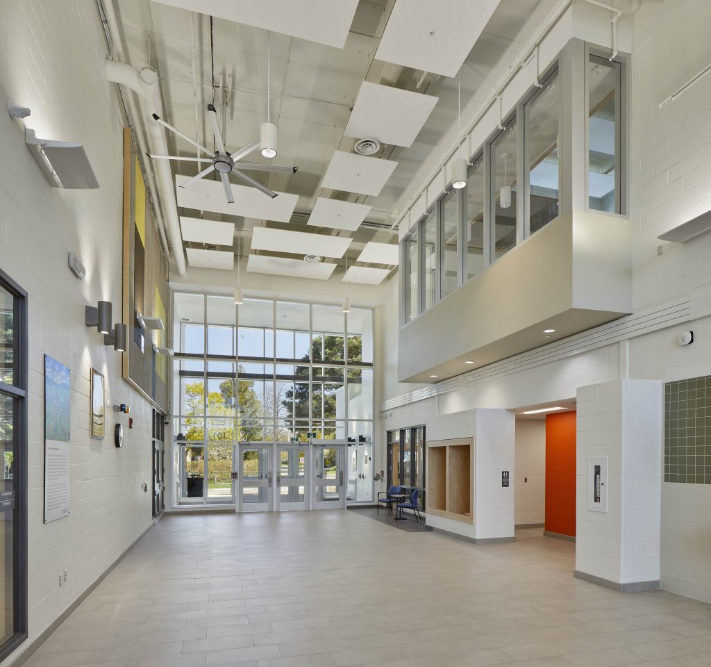 Divine Mercy Catholic Elementary School - Snyder Architects